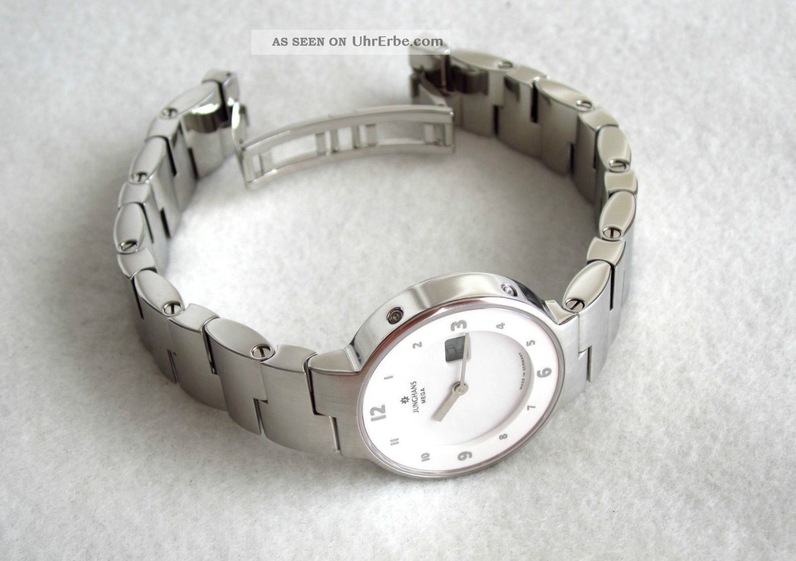 Junghans Mega Damen Funkuhr 010 4101 44