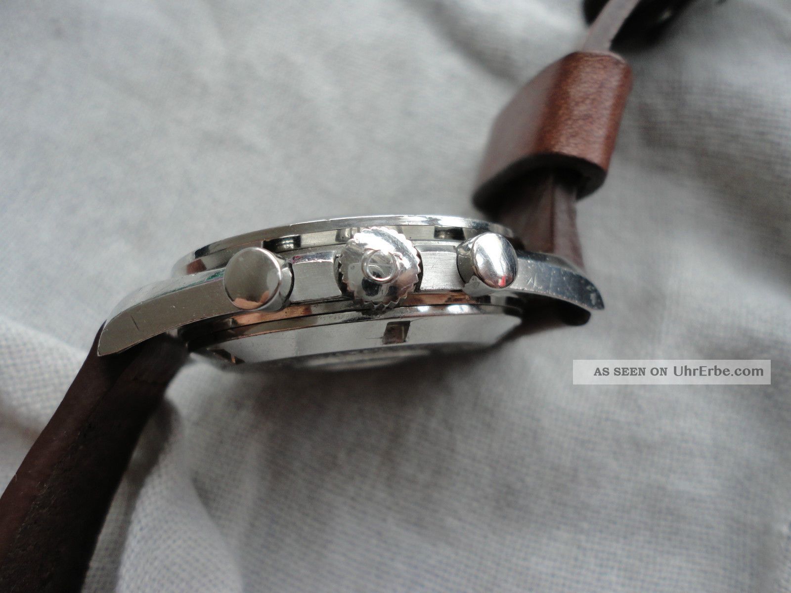 Omega Speedmaster Professional - 