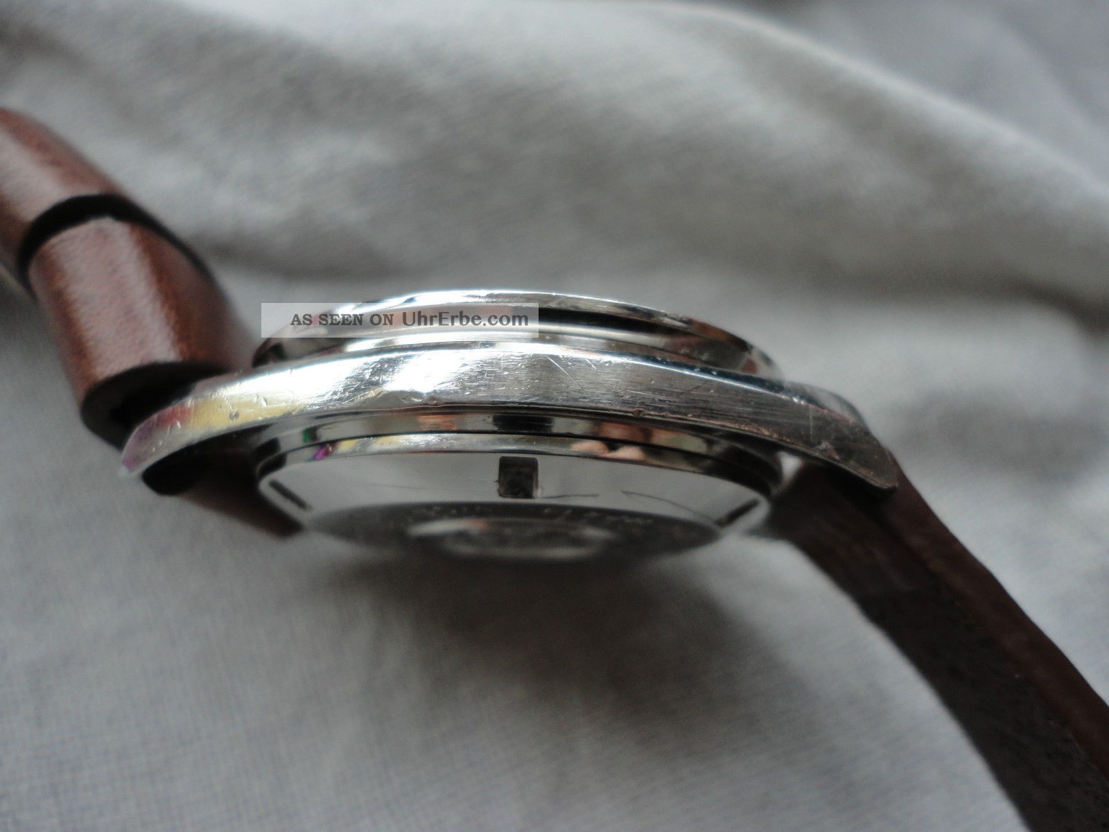 Omega Speedmaster Professional - 