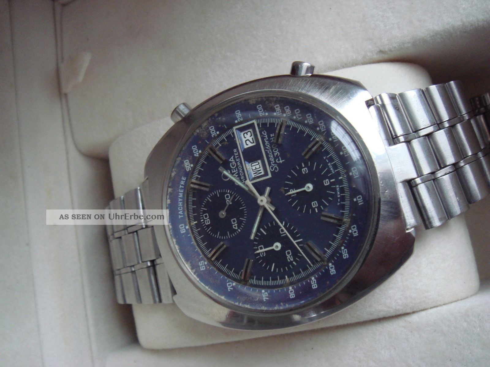 Omega Speedmaster Watch Speedsonic F300 Tuning Fork Chronometer Electronic