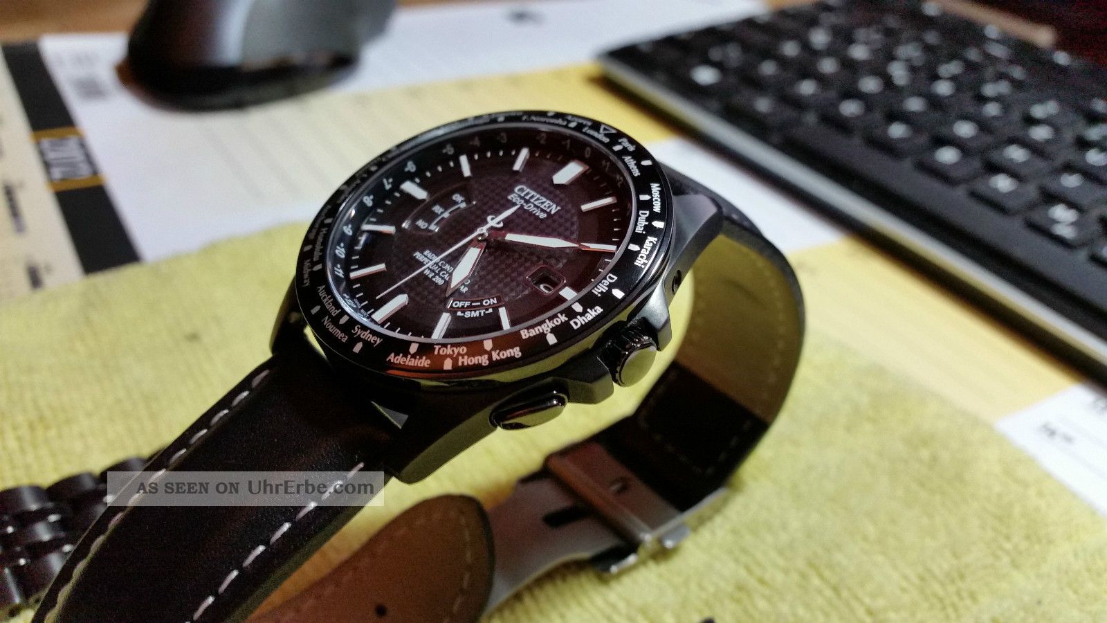 Citizen Cb0025 - 56e Eco Drive Funkuhr In Schwarz 2 Mal Getragen