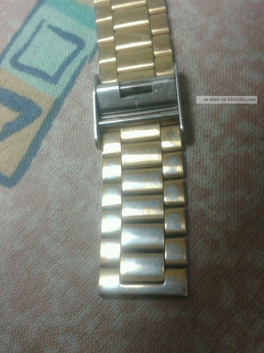 Casio Vintage Retro A - 168w Modul 1572 Goldfarbig Mit Karomuster