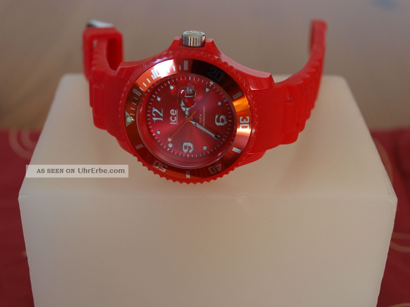Ice Watch Forever Red Small Unisex (si. Rd. U. S. 09) - Neuwertig