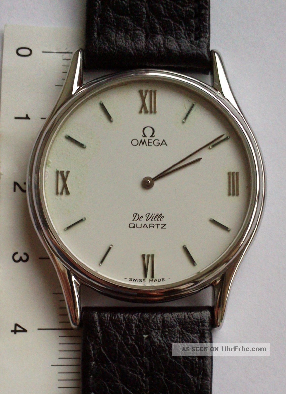 Omega Ultra Thin De Ville Quartz Cal. 1365 Herrenuhr Men´s Watch Steel