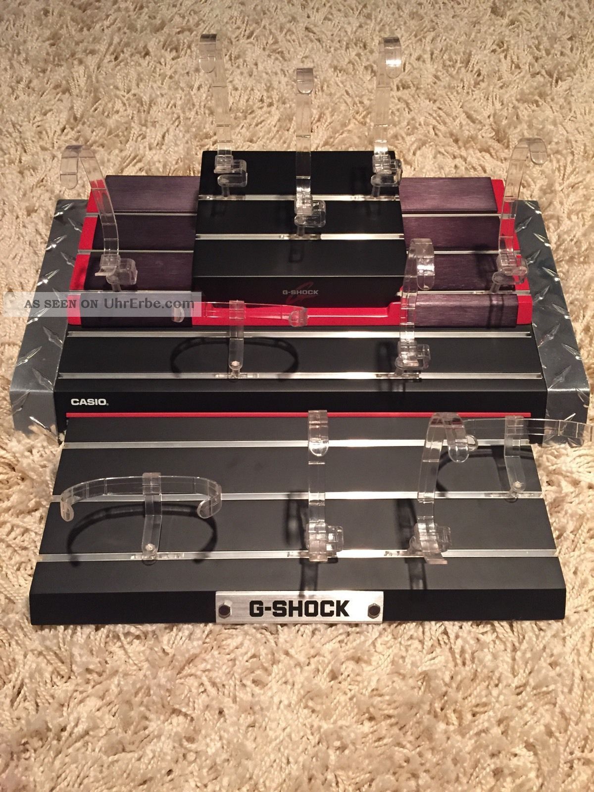 Casio G - Shock, Limited Edition, Big Display, Vitrine, 10 Ständer